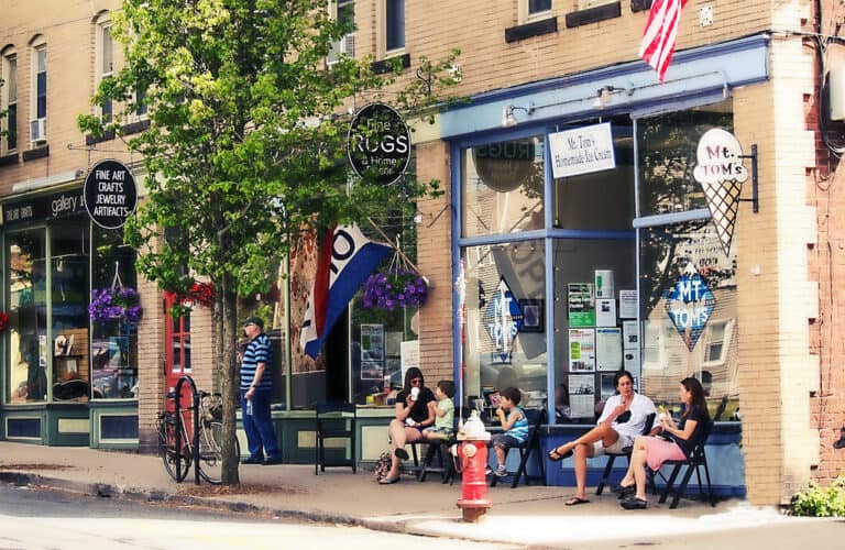 15 Best Things to Do in Easthampton (MA) - The Crazy Tourist