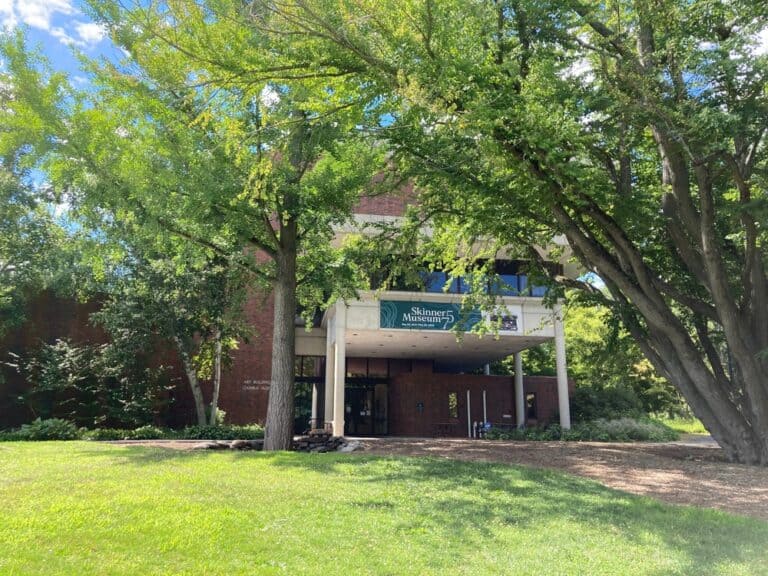 15 Best Things to Do in South Hadley (MA) - The Crazy Tourist